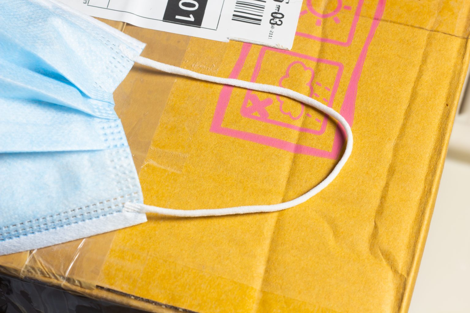 Image,Select,Focus,On,Post,Box,Package,Mailing,Medical,Mask - ABIMO